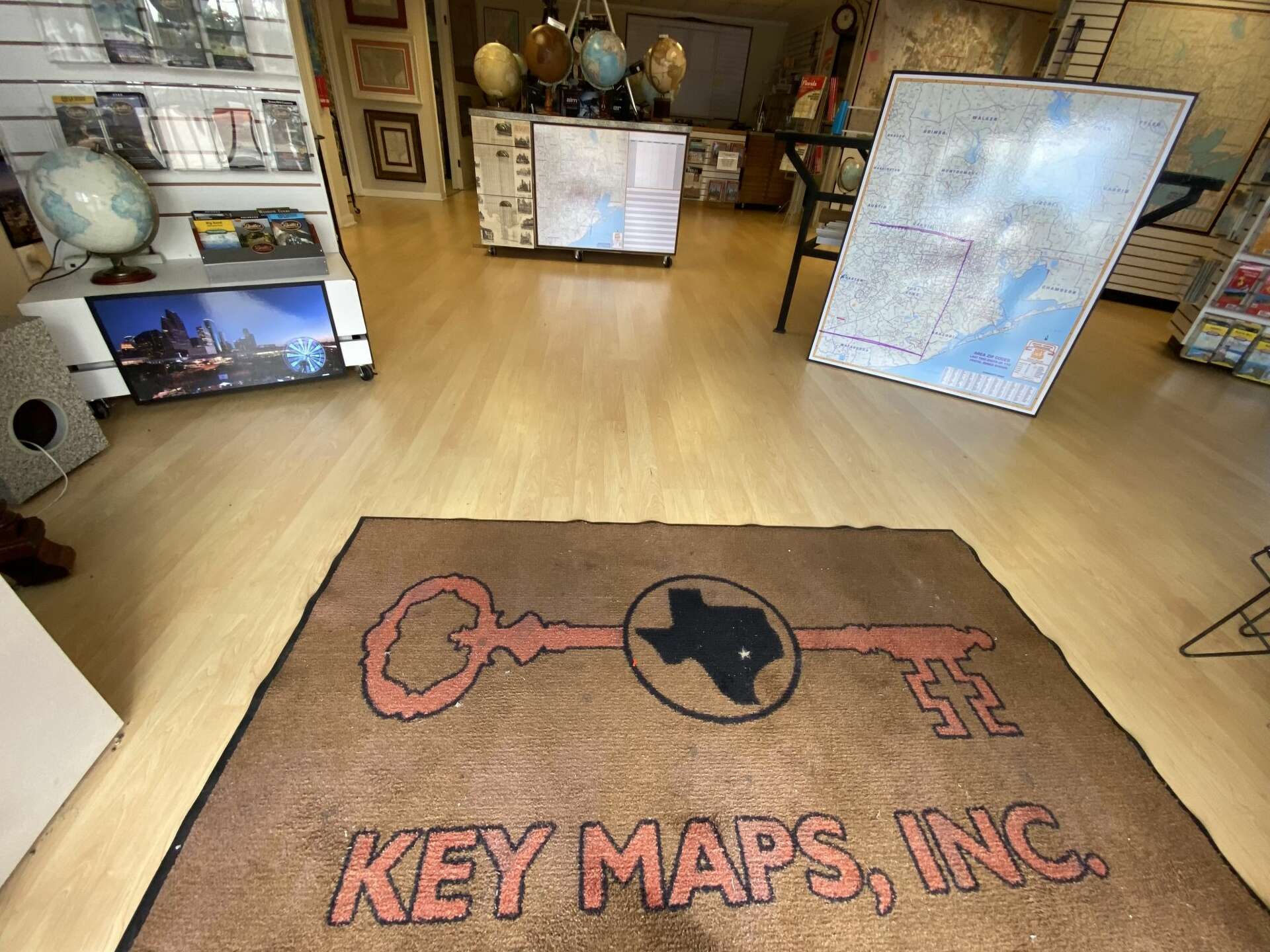 The Houston Map Company, makers of the famous Key Map, is still kicking ...