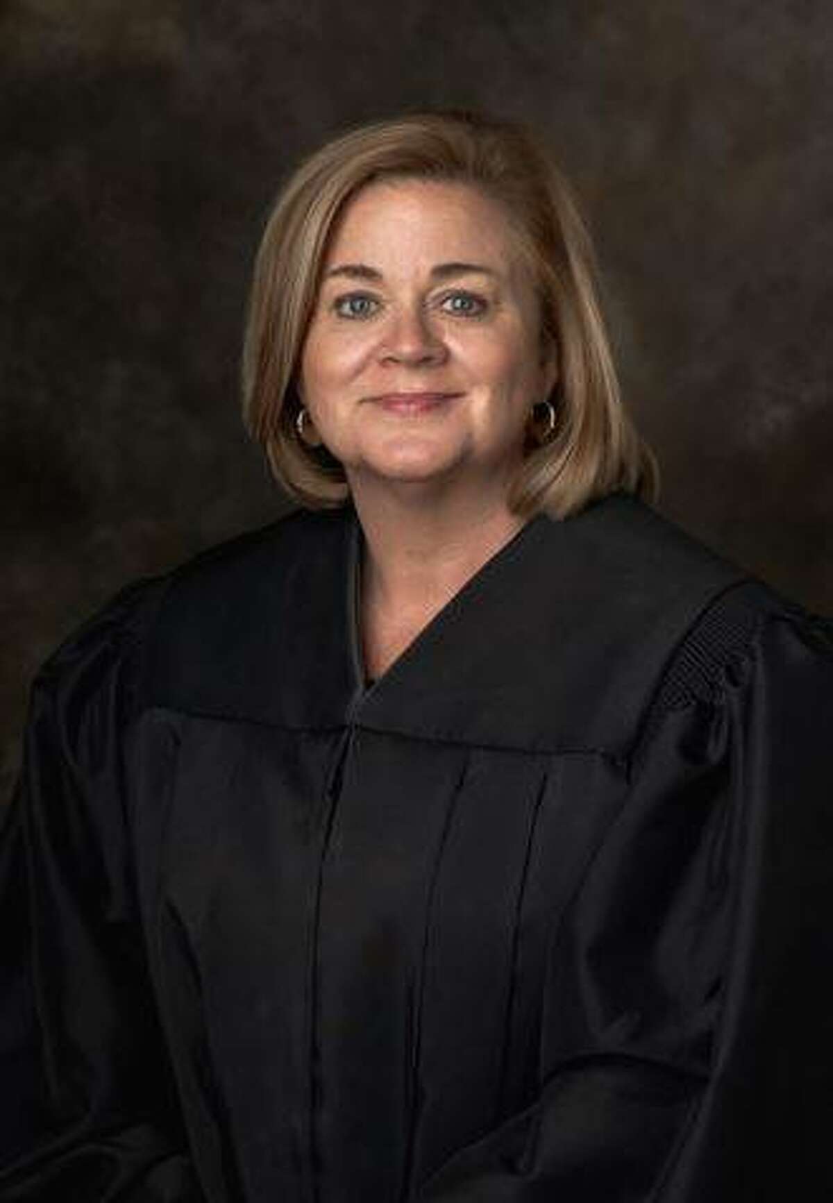 Sholar declines judicial pension plan participation