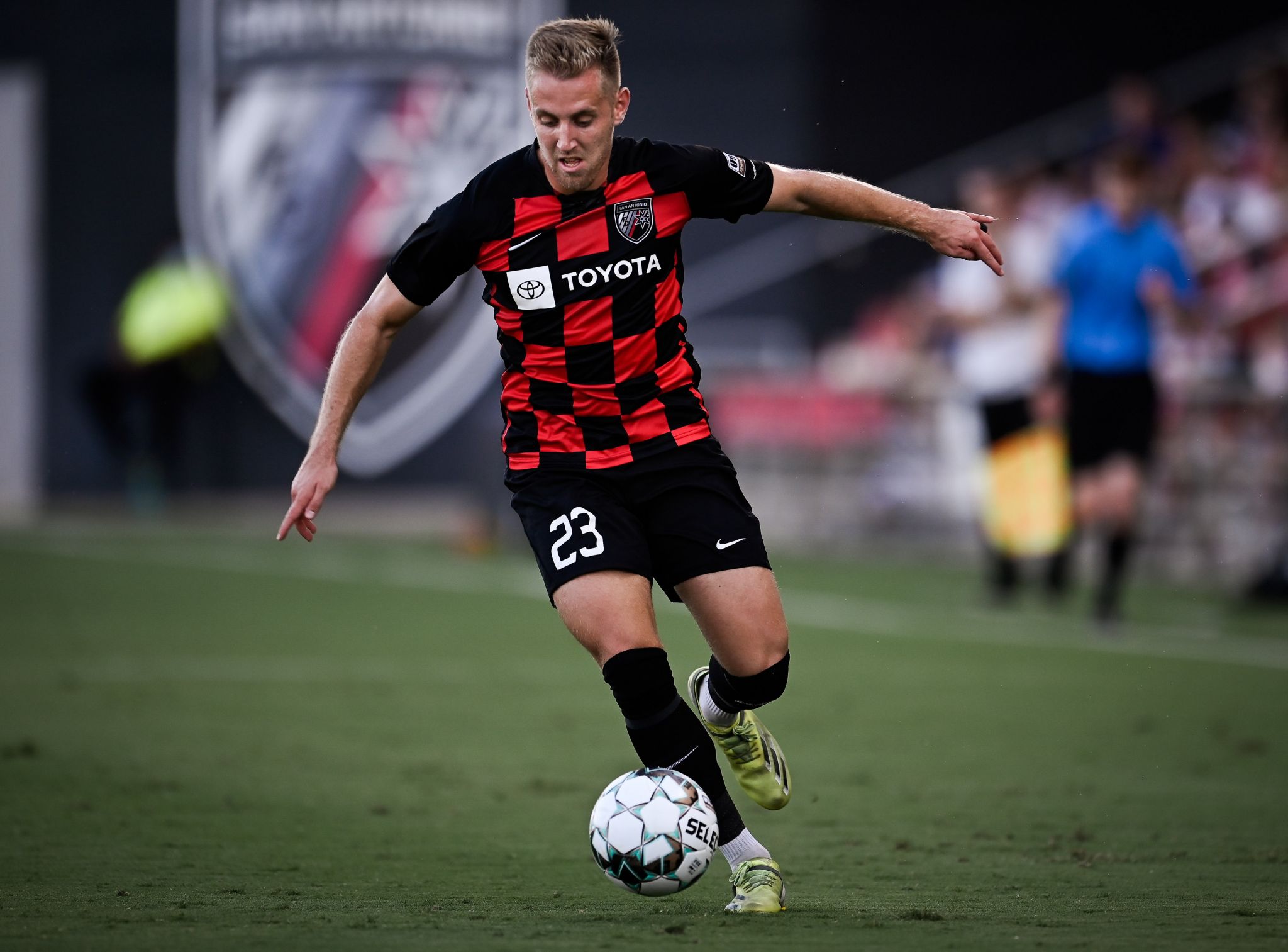 How a professional San Antonio FC soccer player kicks off his day