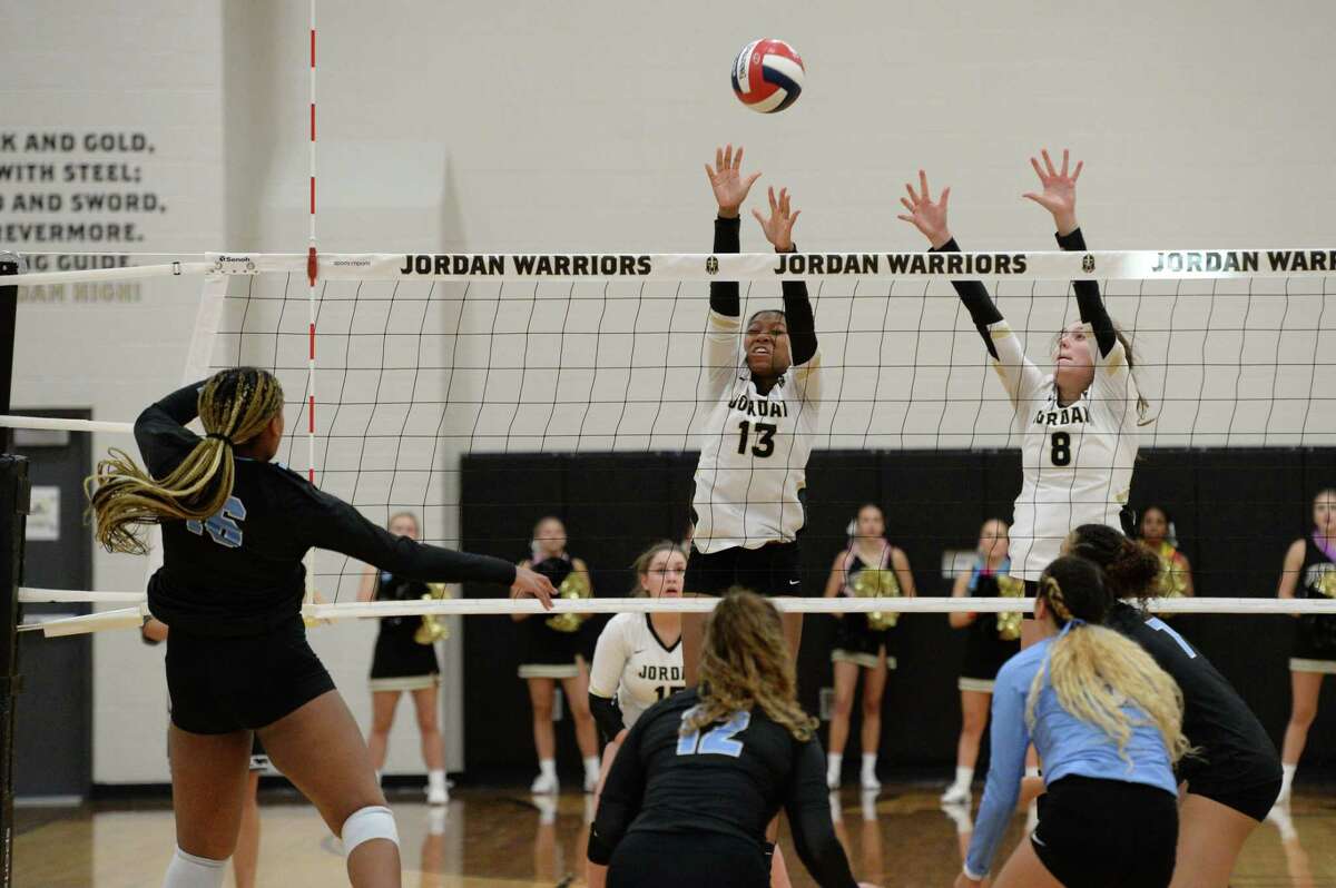 Jordan volleyball accumulating victories in first varsity season