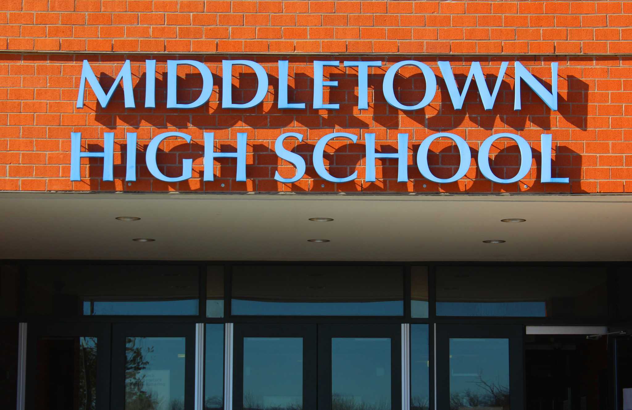 Middletown High videos depict fights officials partly attribute to ...