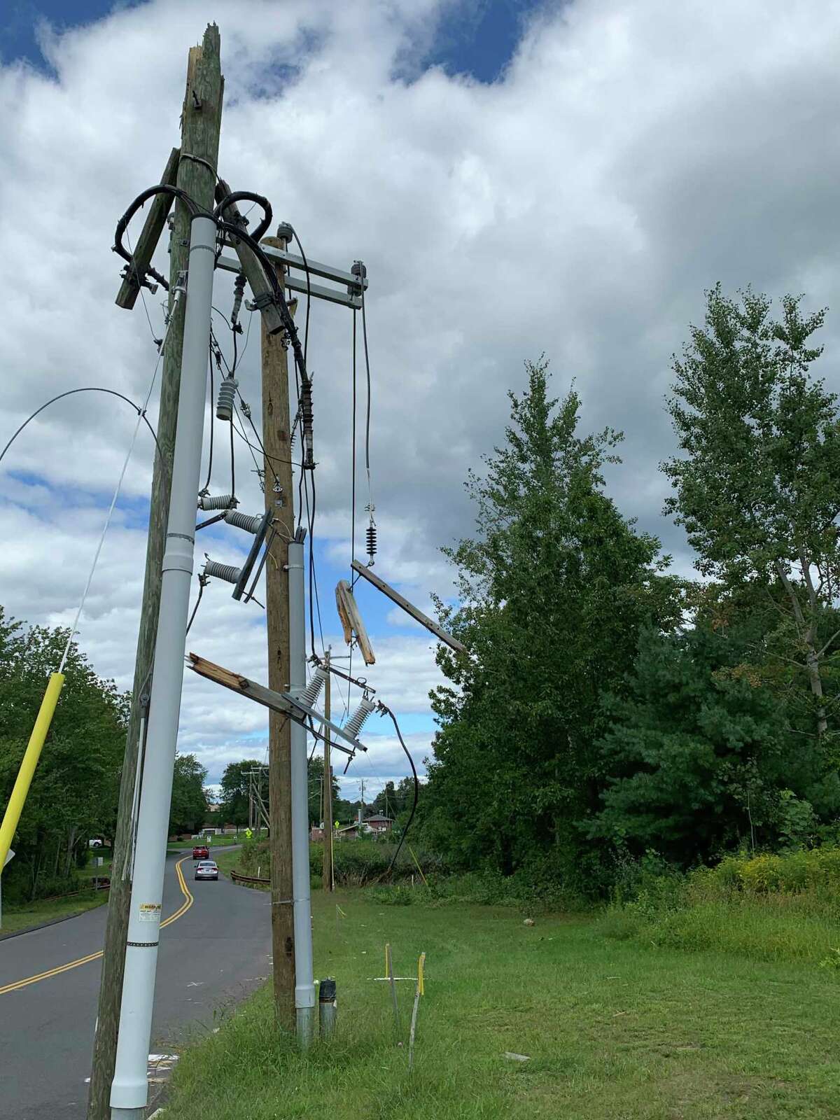 Danbury pilot among those dead in Farmington plane crash, police say