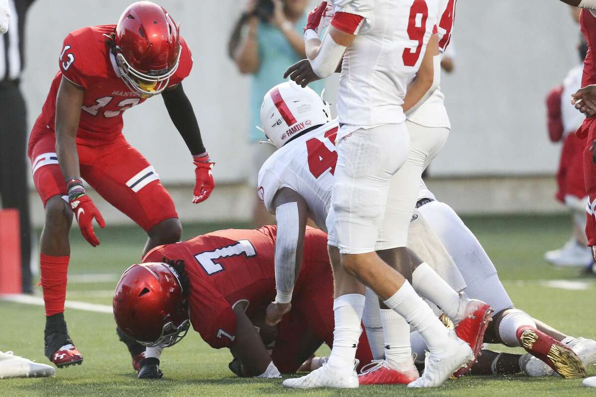 Running game carries Manvel past Crosby
