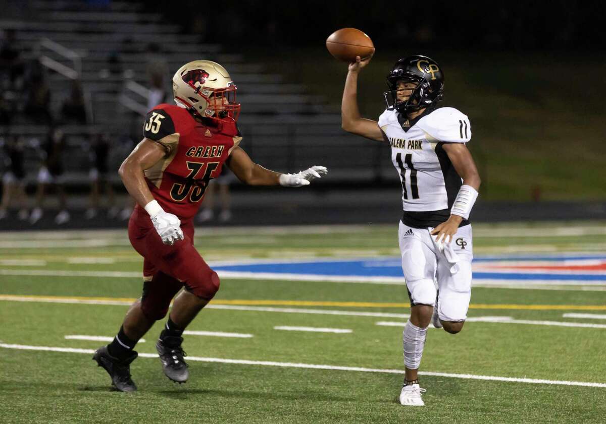 FOOTBALL: Caney Creek falls behind early in loss to Galena Park