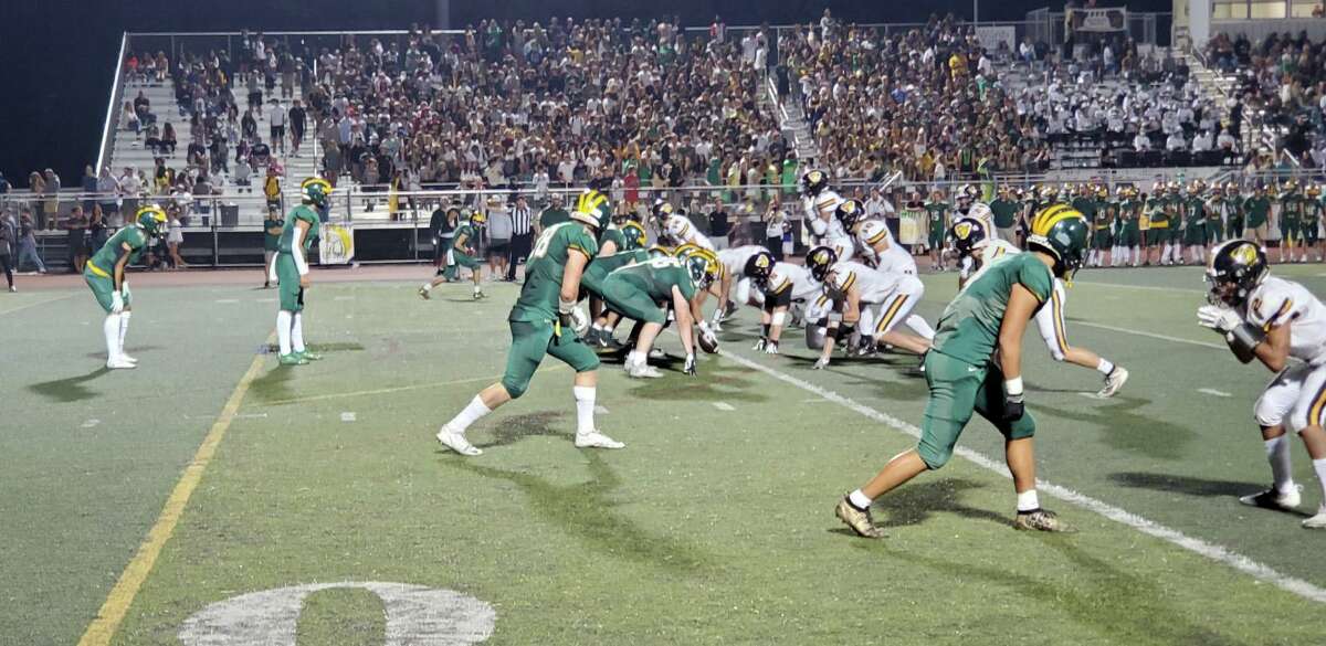 San Ramon Valley romps to 34-7 win over No. 24 Bishop O’Dowd-Oakland