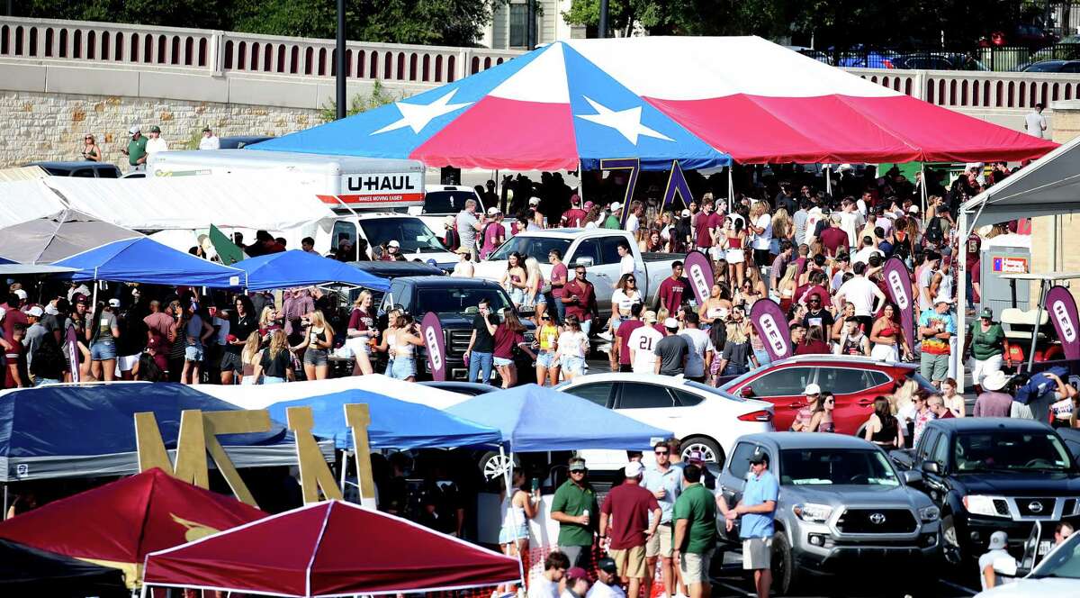 Texas State tailgating, punted in 2020, returns despite COVID surge