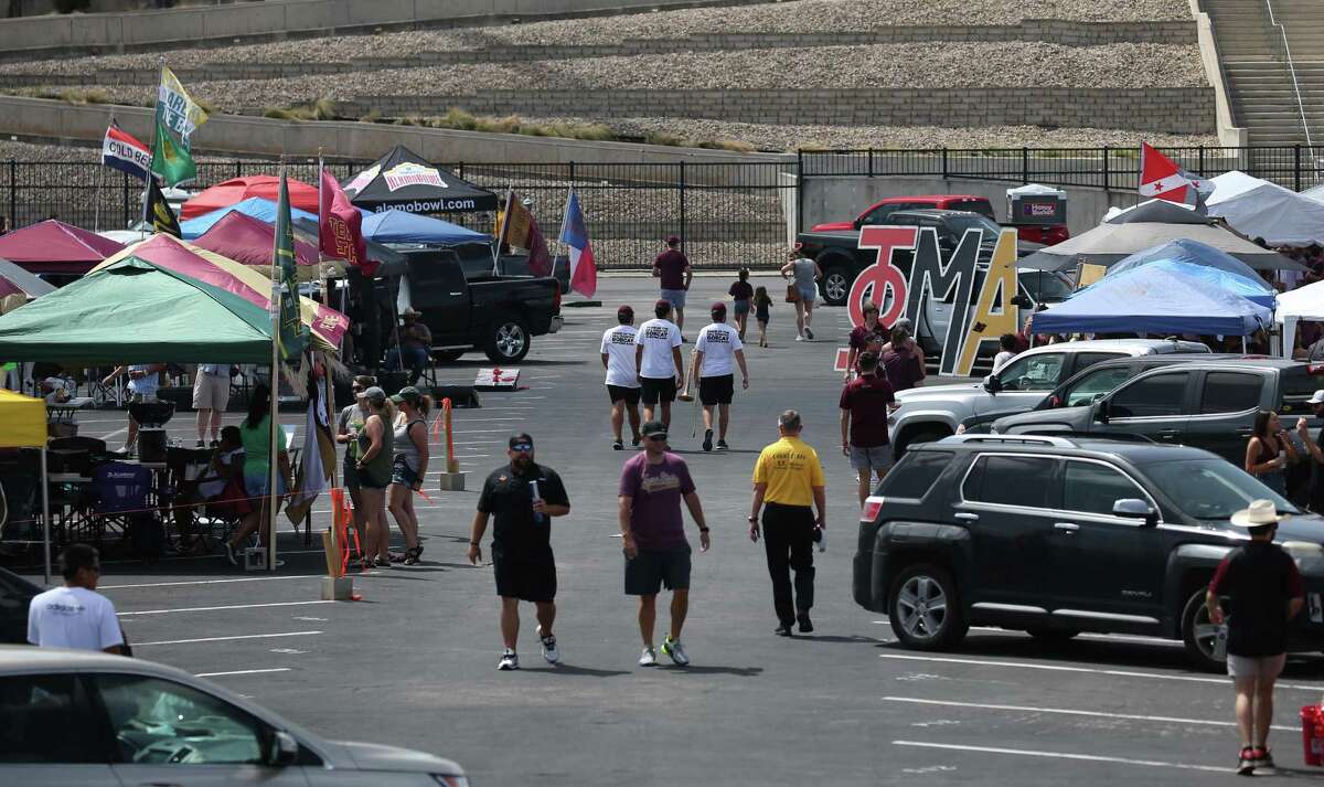 Texas State tailgating, punted in 2020, returns despite COVID surge