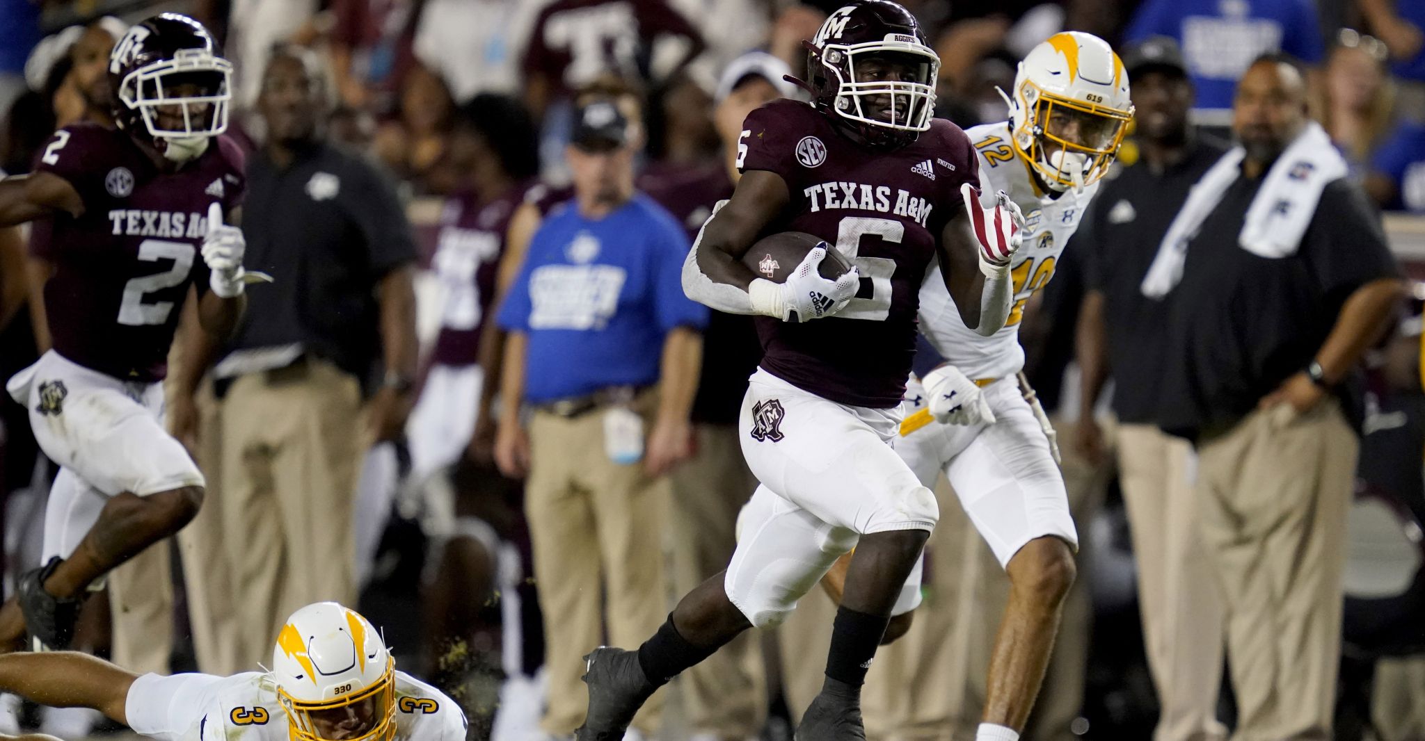 Texas A&M uses solid second half to beat Kent State