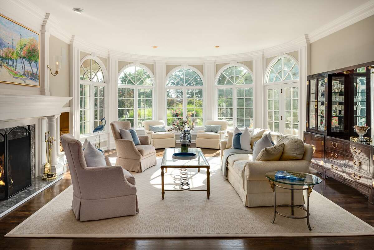 Former CT home of 'Law & Order: SVU' star Chris Meloni on the market ...