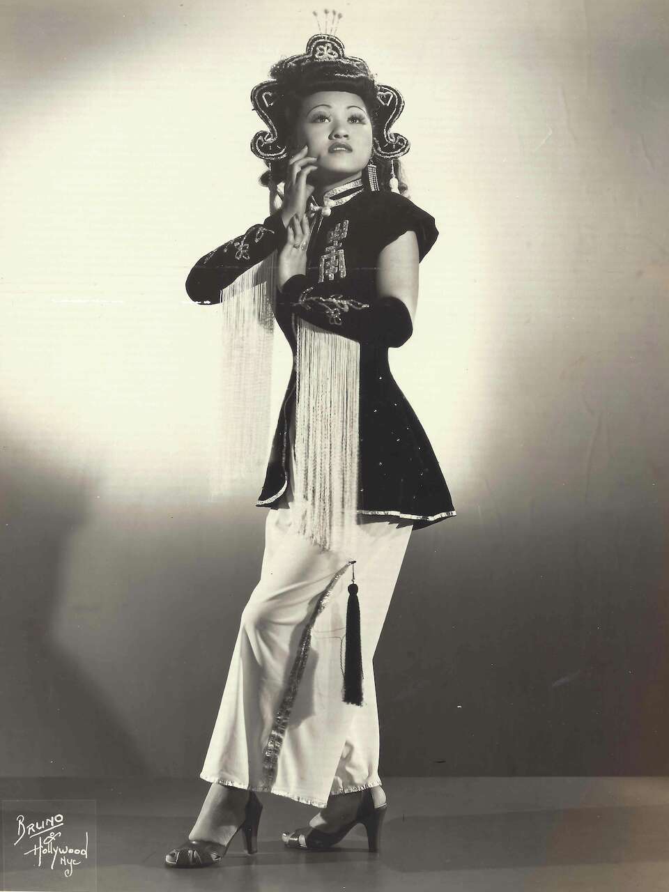 How a single mom went from dancing in San Francisco nightclubs to ...