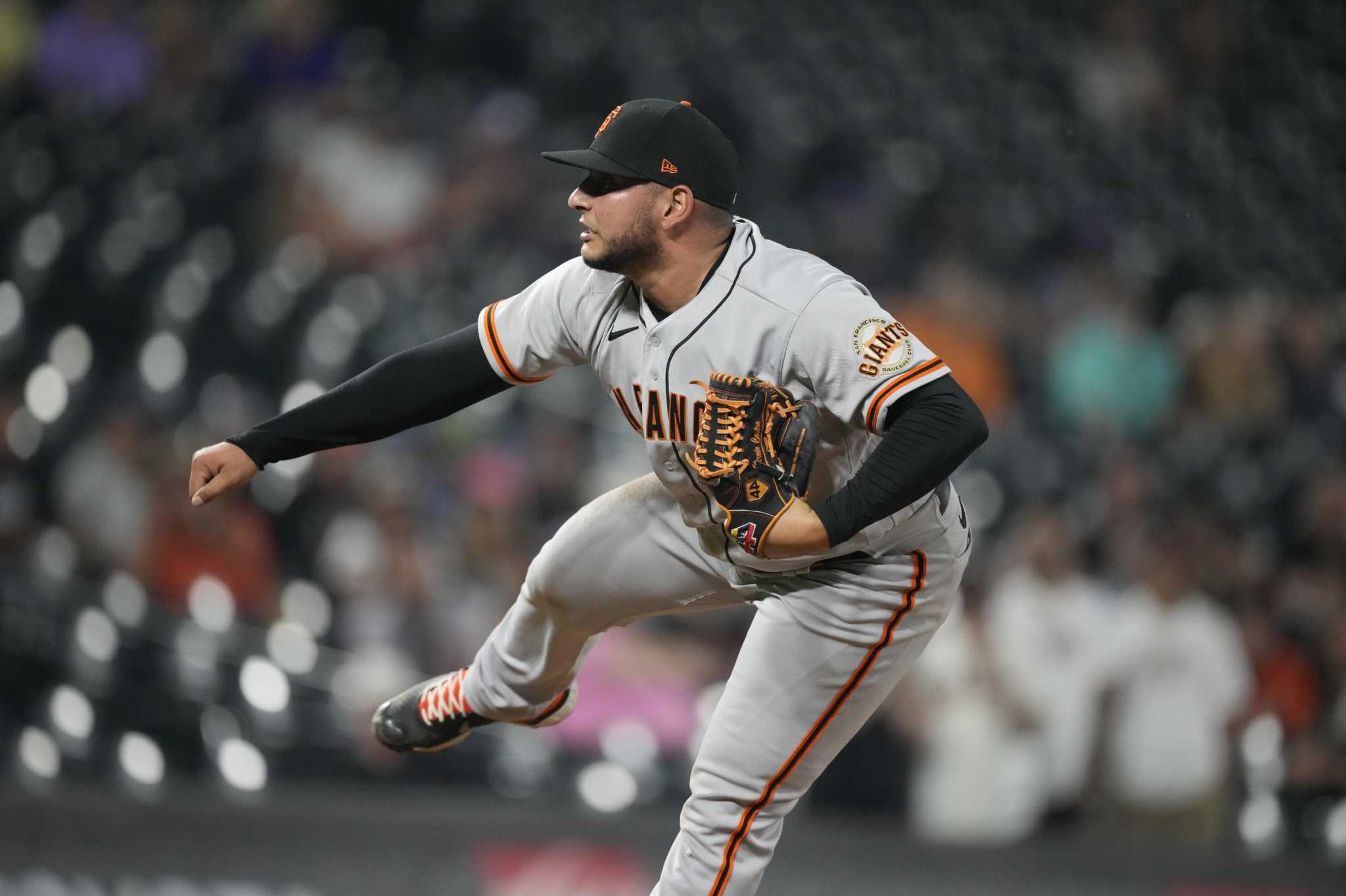 Emotions in check, Kervin Castro impresses in big-league debut with Giants