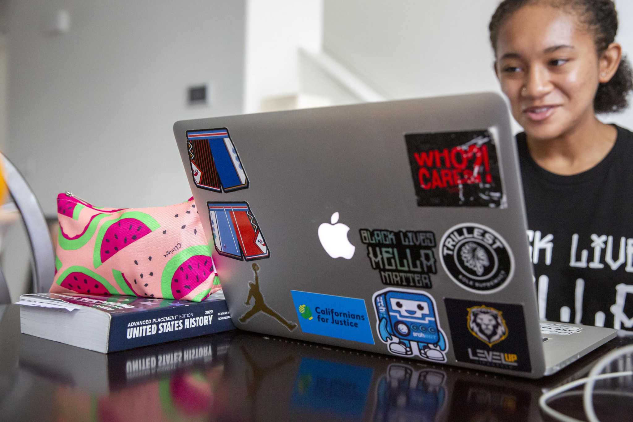 Newsom will decide fate of proposed ethnic-studies graduation requirement