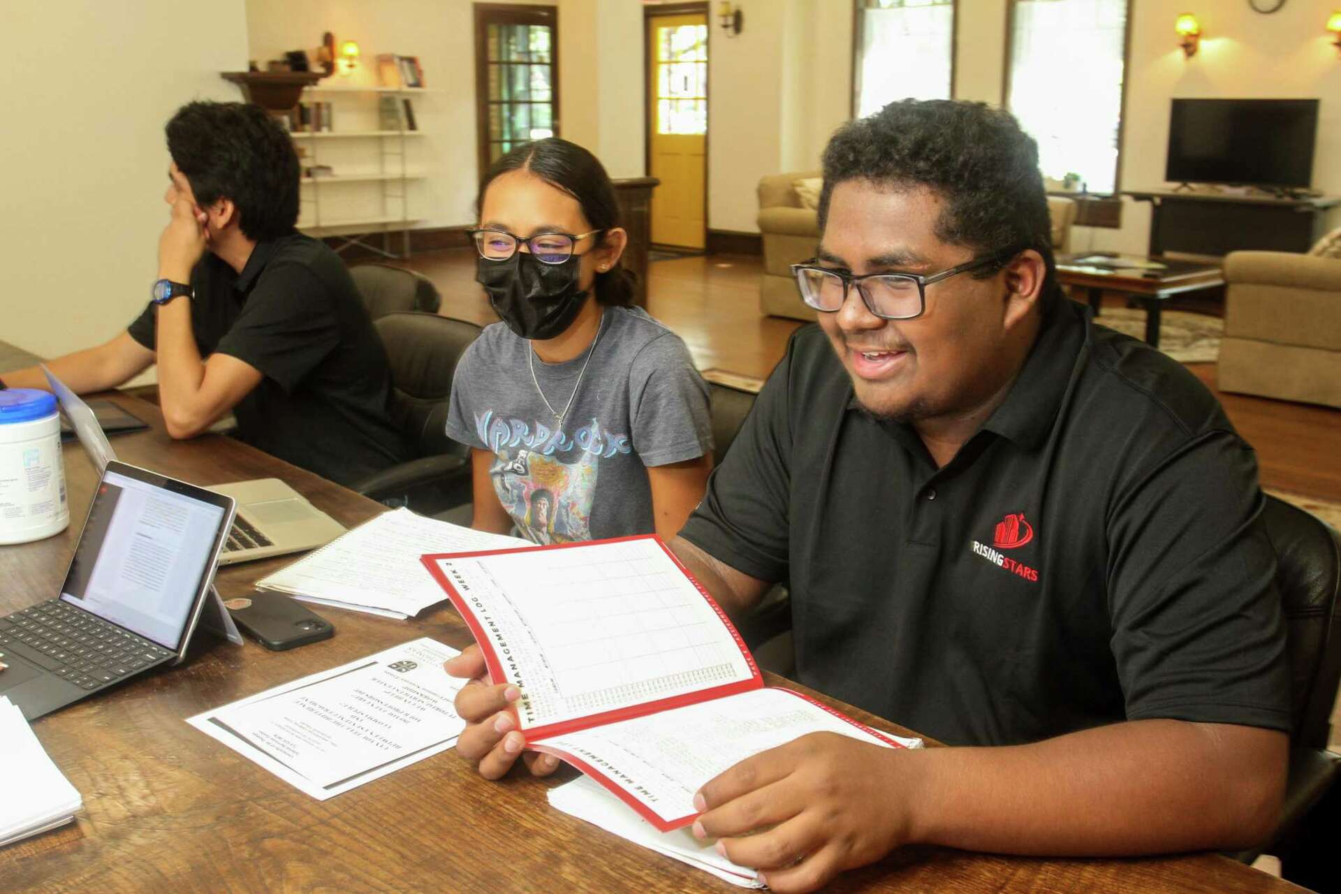 The Black Labrador takes on new life as a space for students, alumni