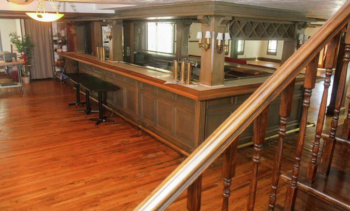 The Black Labrador takes on new life as a space for students, alumni