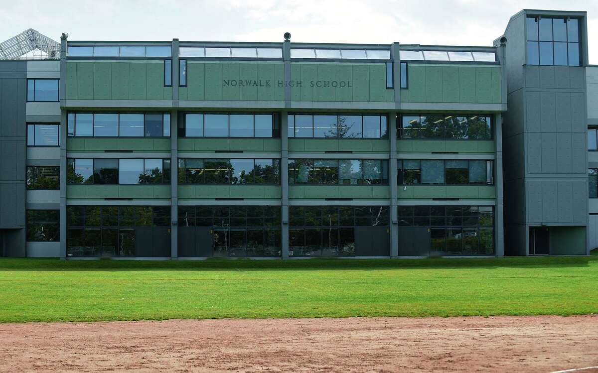 Jon Albrecht, longtime Norwalk High teacher and coach, dies with COVID