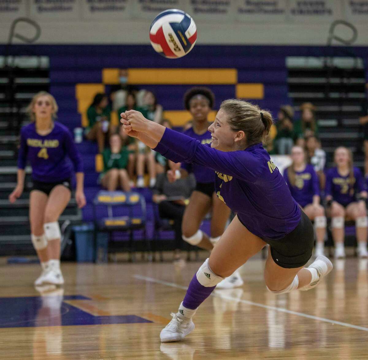 HS VOLLEYBALL: MHS, Legacy expecting loud atmosphere for rivalry