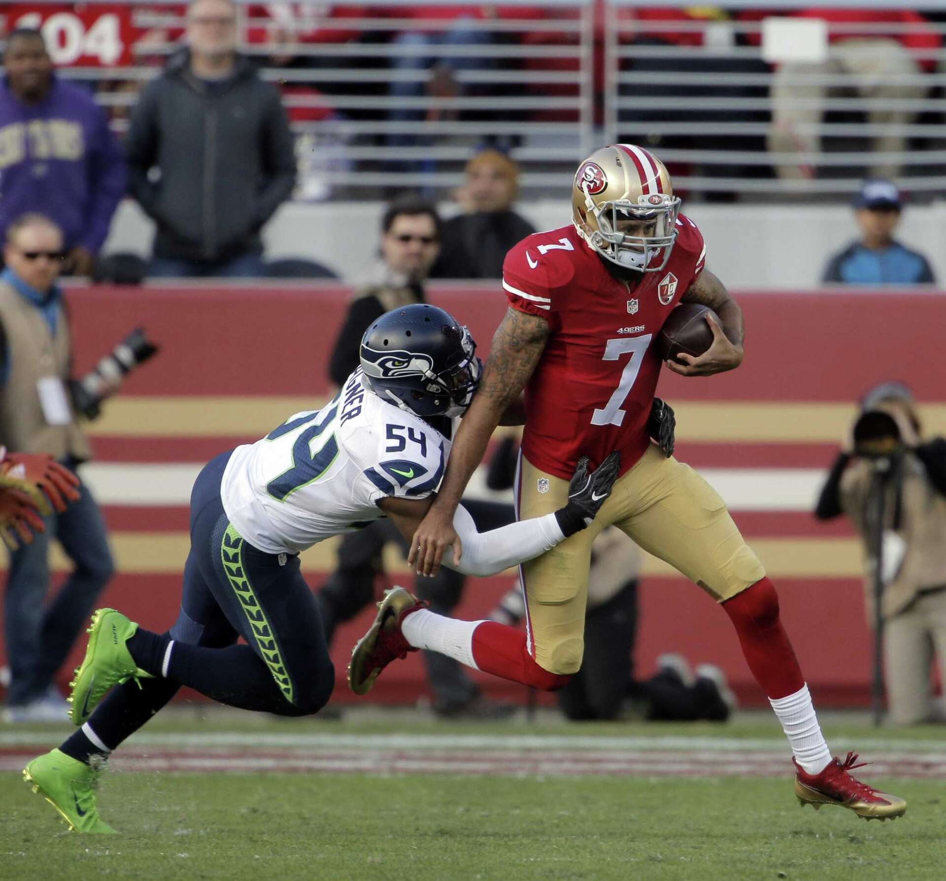 Time is running out for a Colin Kaepernick NFL return. But his specter ...