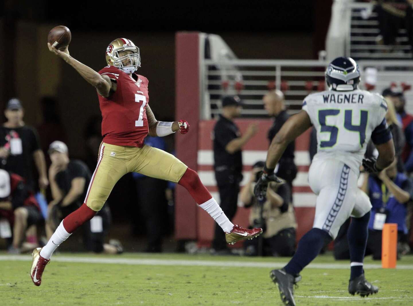 Time is running out for a Colin Kaepernick NFL return. But his specter ...