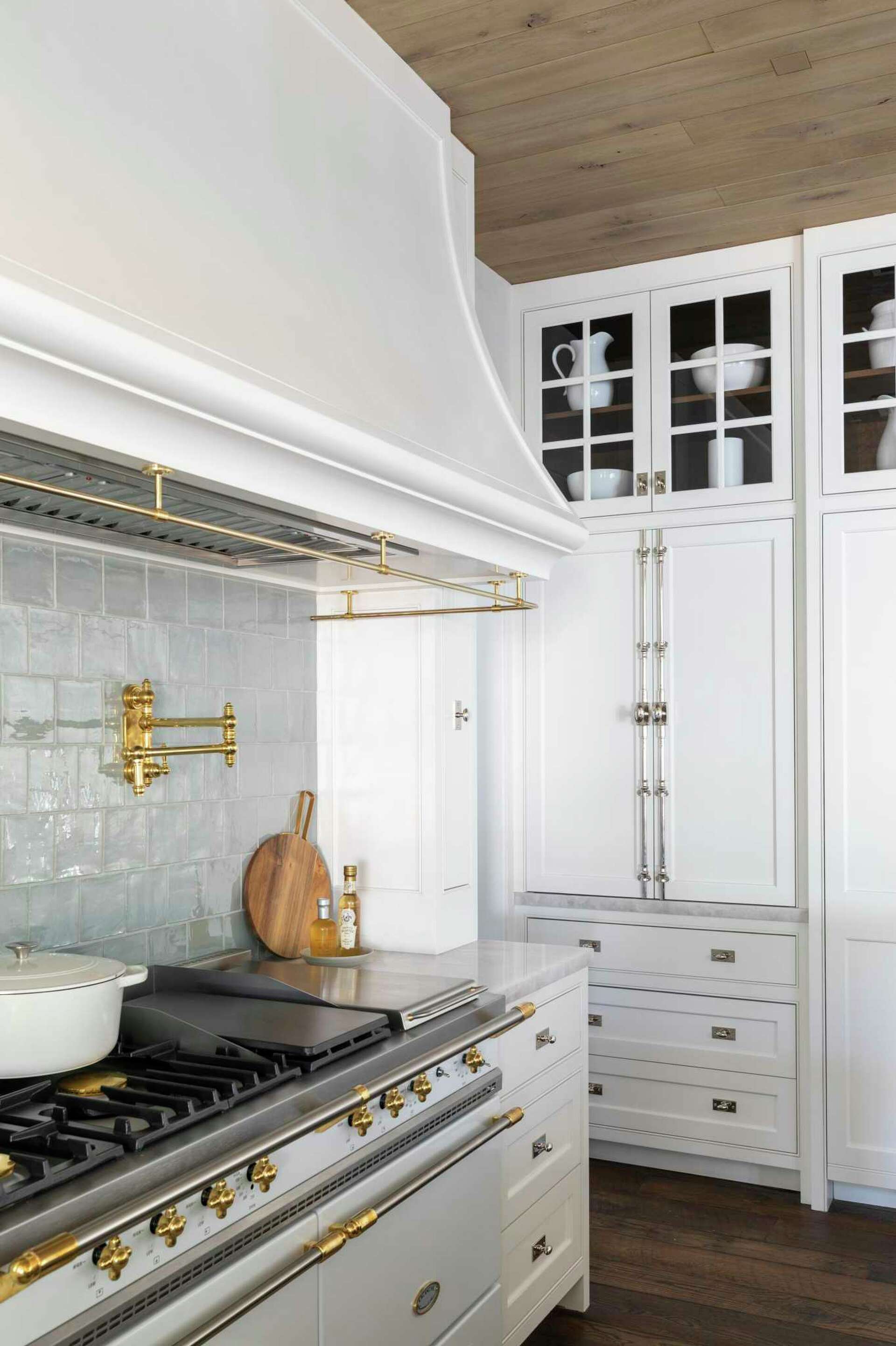 Marie Flanigan designs picture perfect kitchen in Memorial home