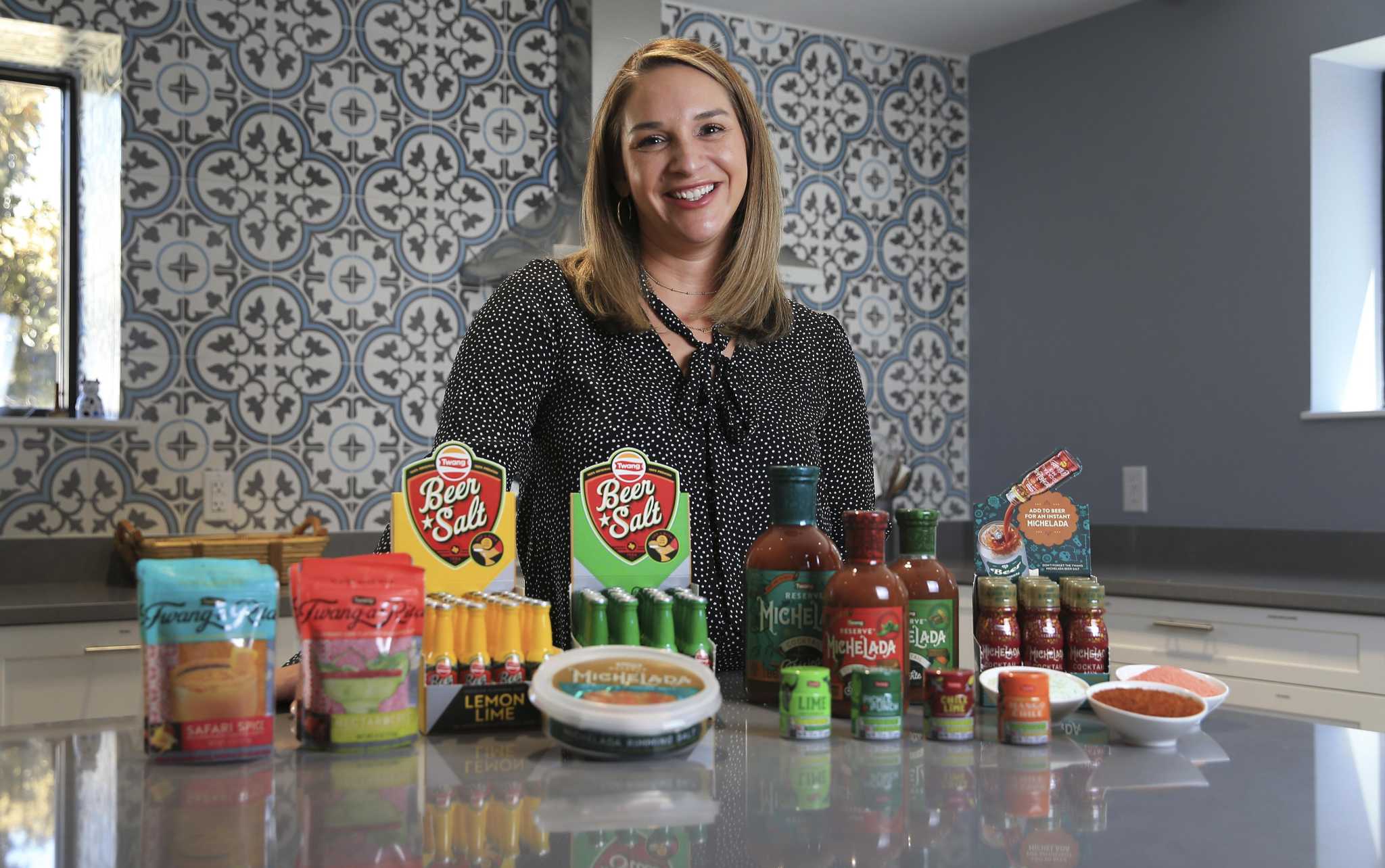 Building the ‘Twang tribe’: In hands of 2nd generation, San Antonio ...