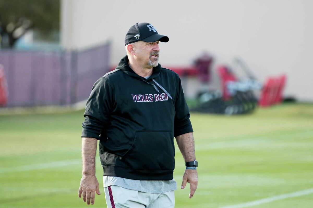 UConn football hires longtime offensive coordinator Noel Mazzone as analyst