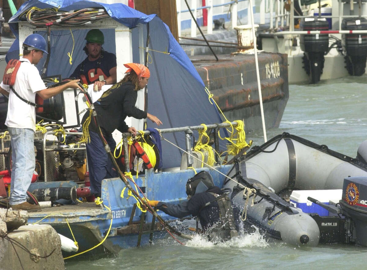 8 people fell to their death after a barge hit the Queen Isabella ...