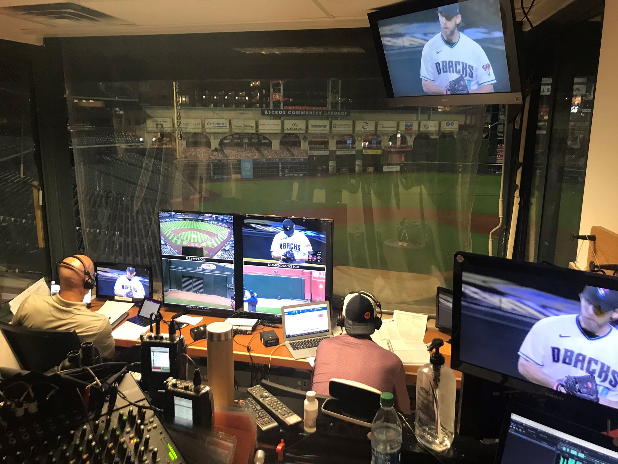 Braves Radio Booth call of the final out of game 6 and reaction to ...