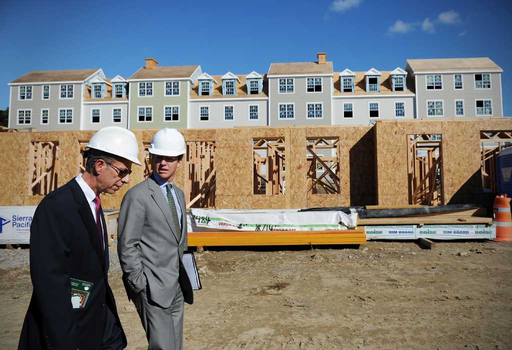 Federal audit of housing authority finds lax controls