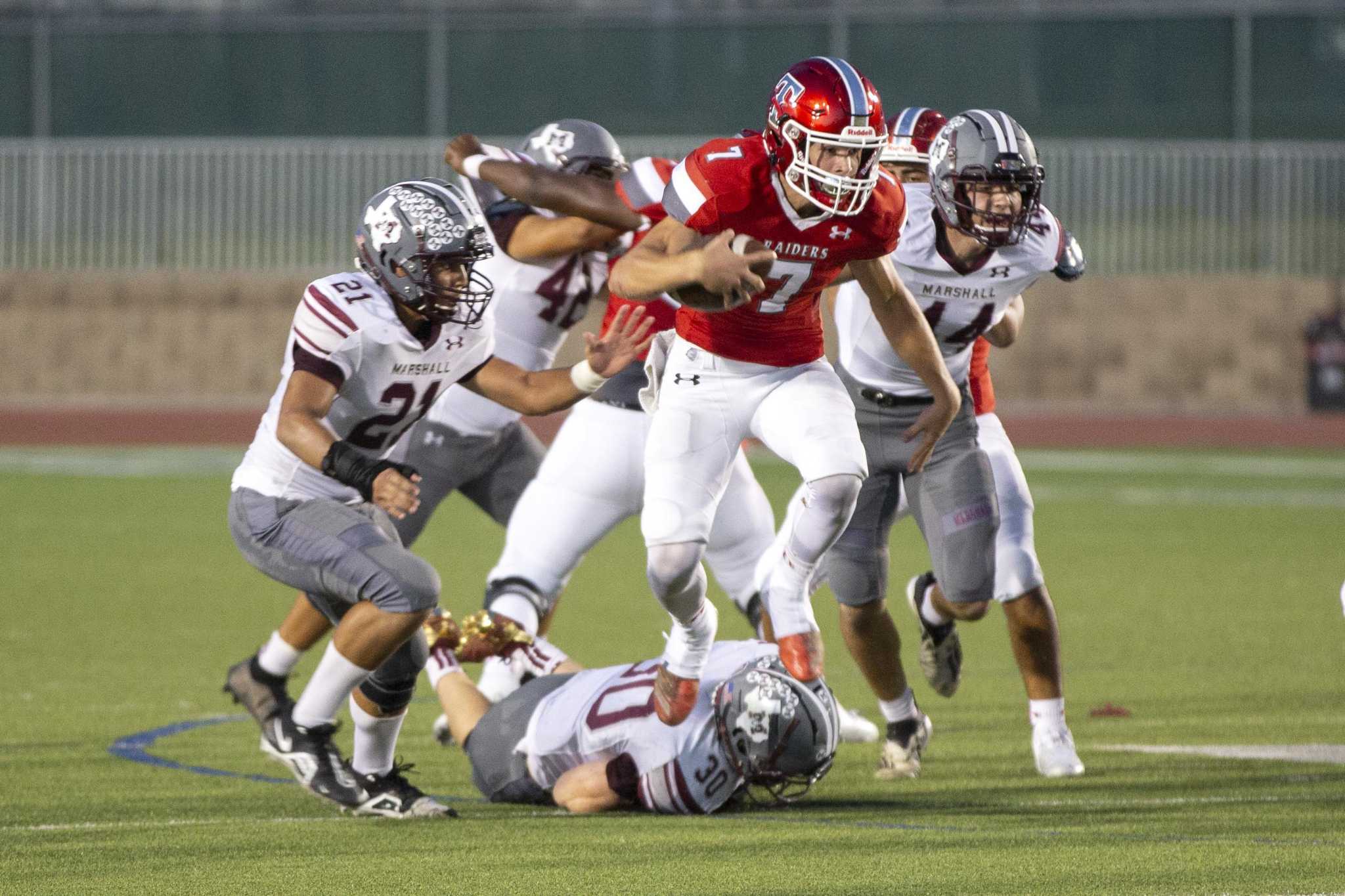 Football: Taft’s Hurt, Clark’s Rayfield earn E-N’s top honors