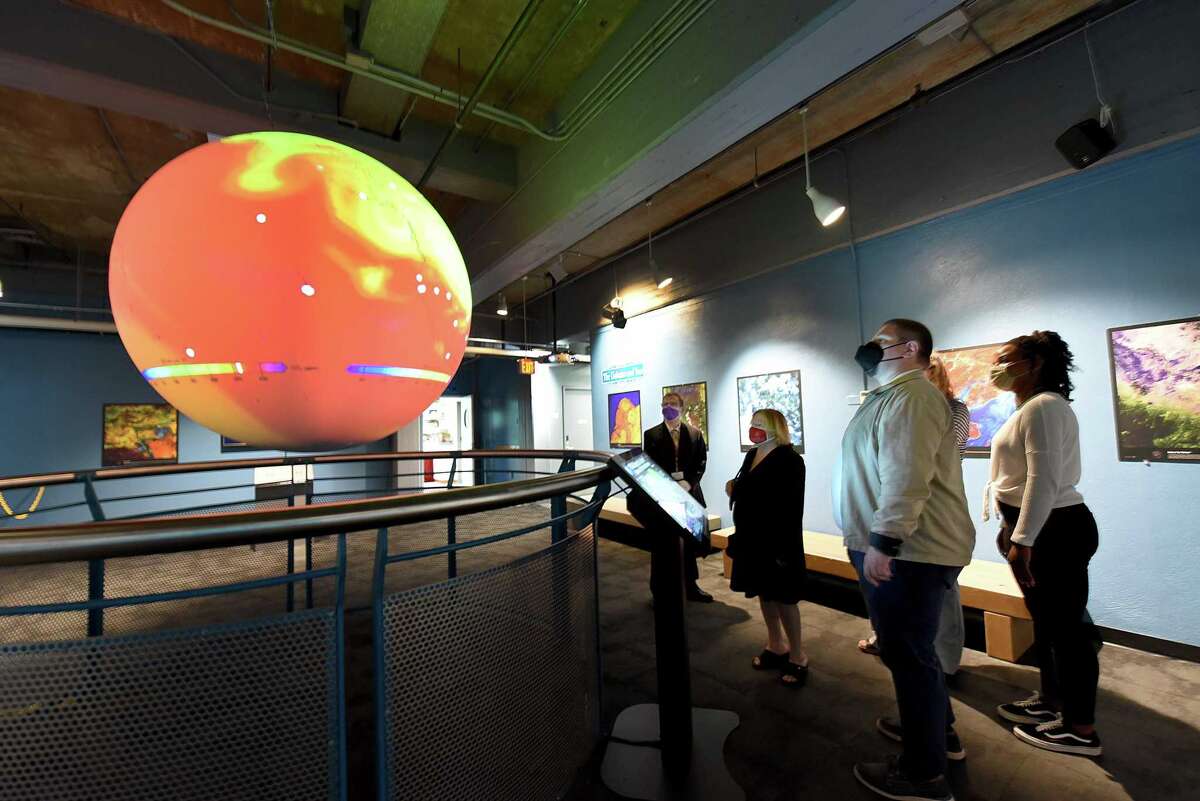 Bridgeport’s Discovery Center reopens with SHU partnership
