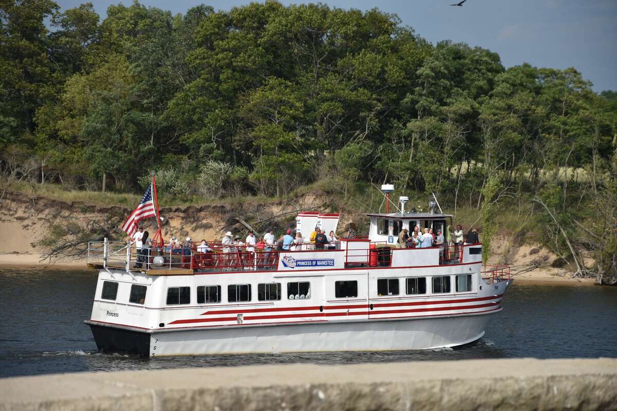 VIDEO: Princess of Manistee cruises the river channel Friday