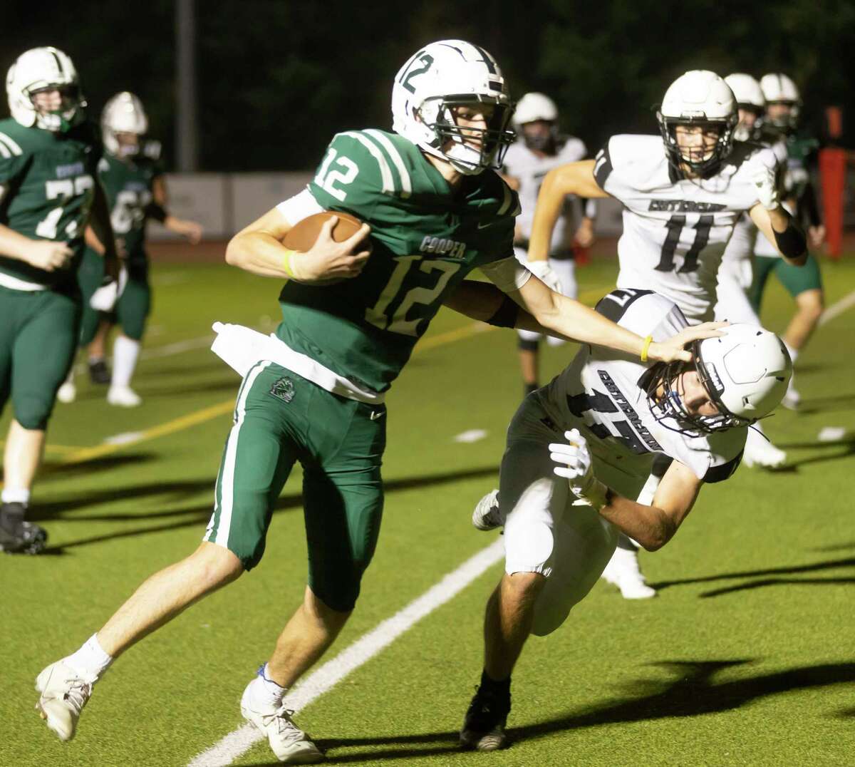 Houston high school quarterbacks to watch this season