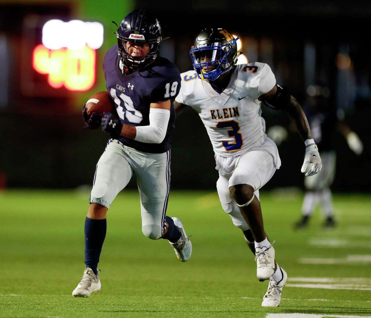 FOOTBALL: College Park turns the table on Klein in second half for win