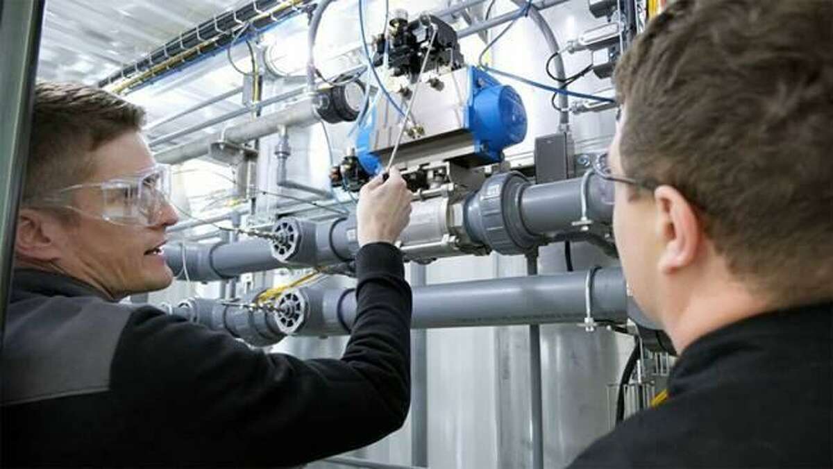 Genesis Systems' water generation project developing at San Antonio's ...