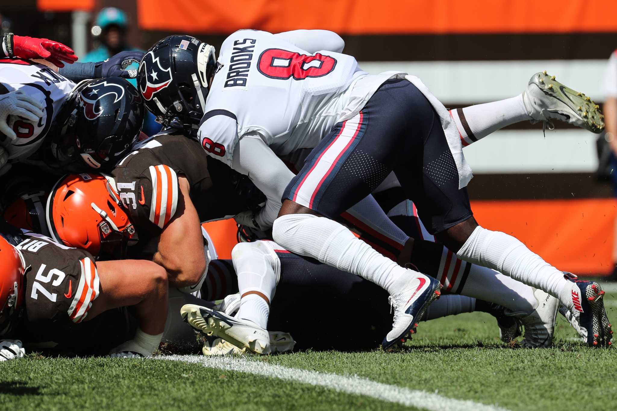 Texans place safety Terrence Brooks on injured reserve