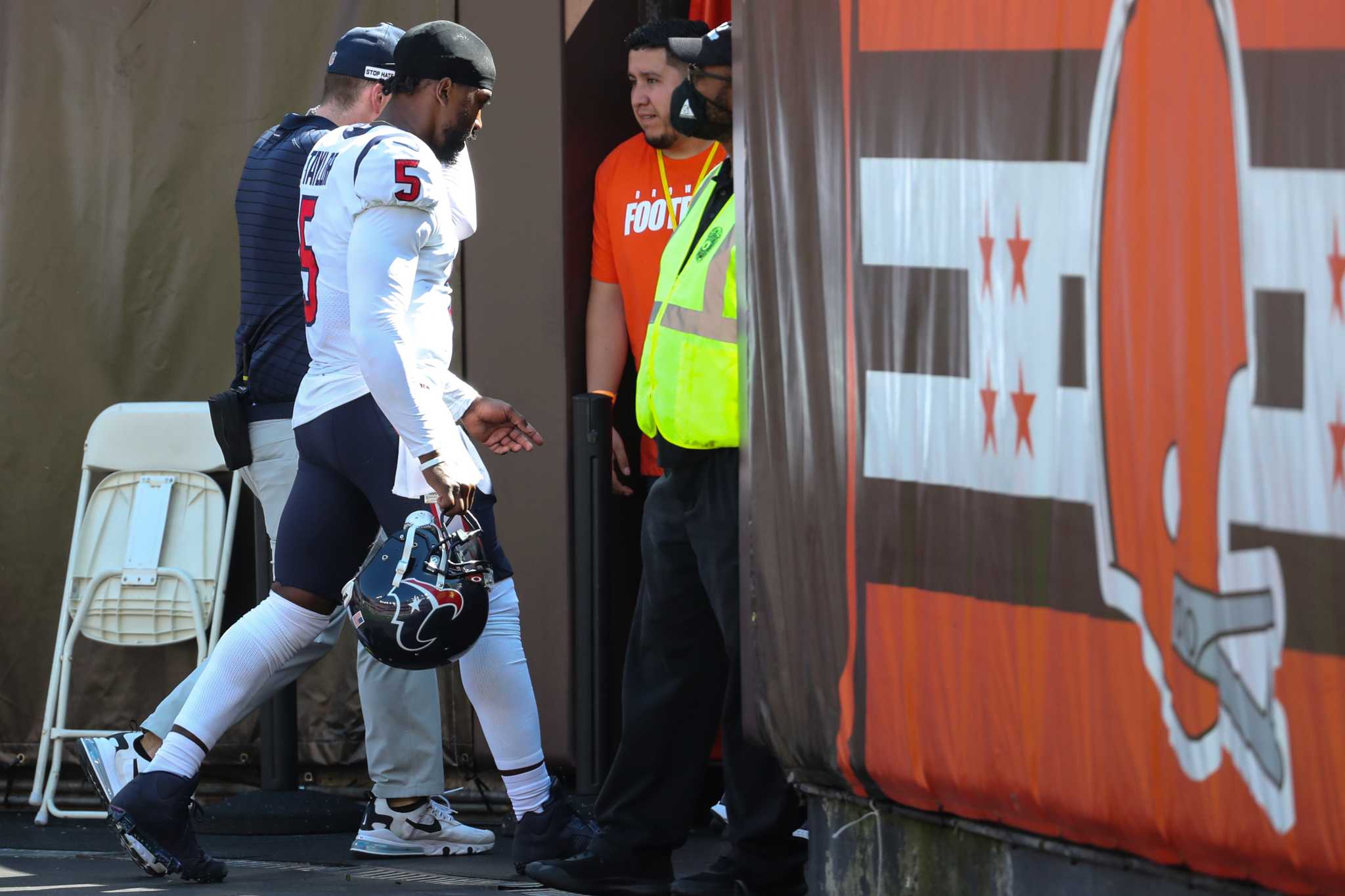 Texans moves: Tyrod Taylor, Nico Collins on injured reserve