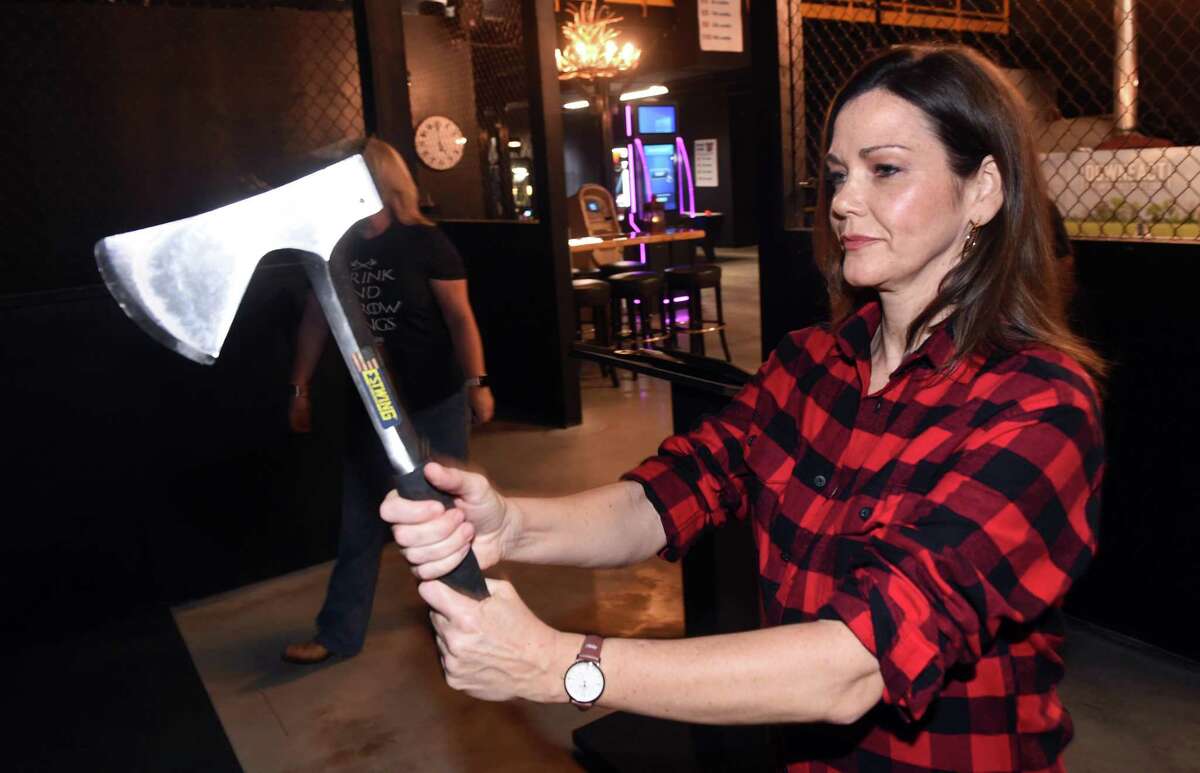 Pizza, beer, ax throwing paired in new edgy Orange business