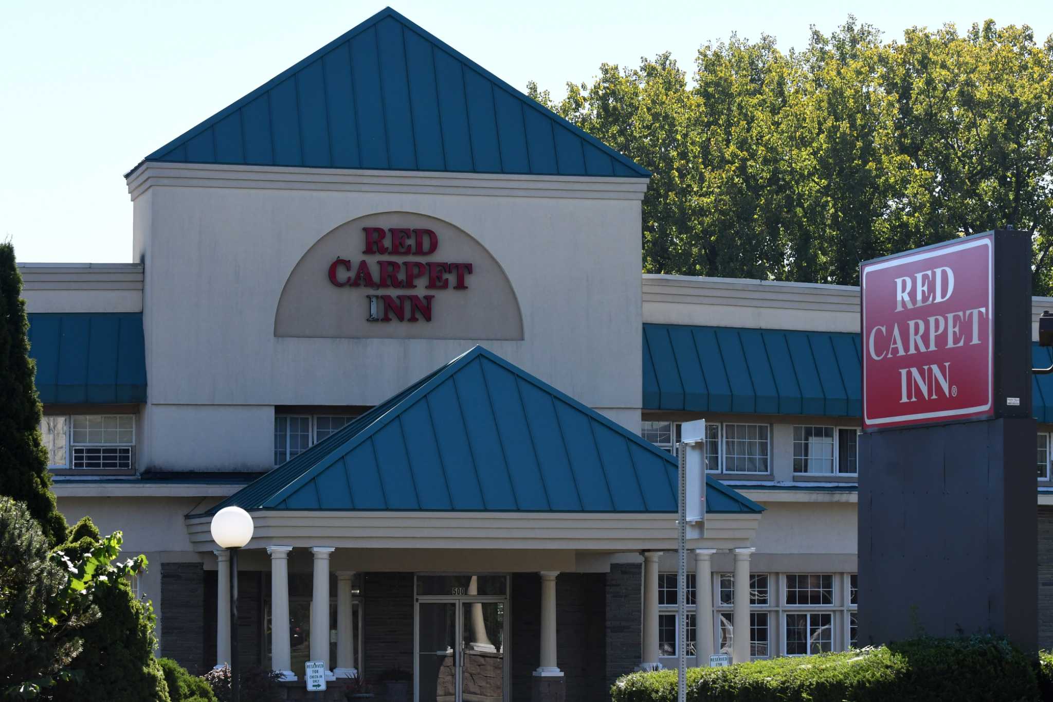 Man charged with murder at Albany's Red Carpet Inn