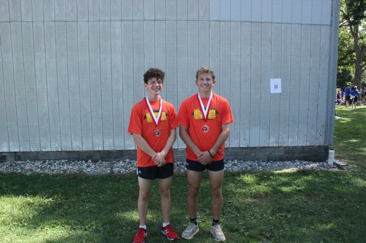 USA and Cass City Cross Country teams finish strong at Holly Invite