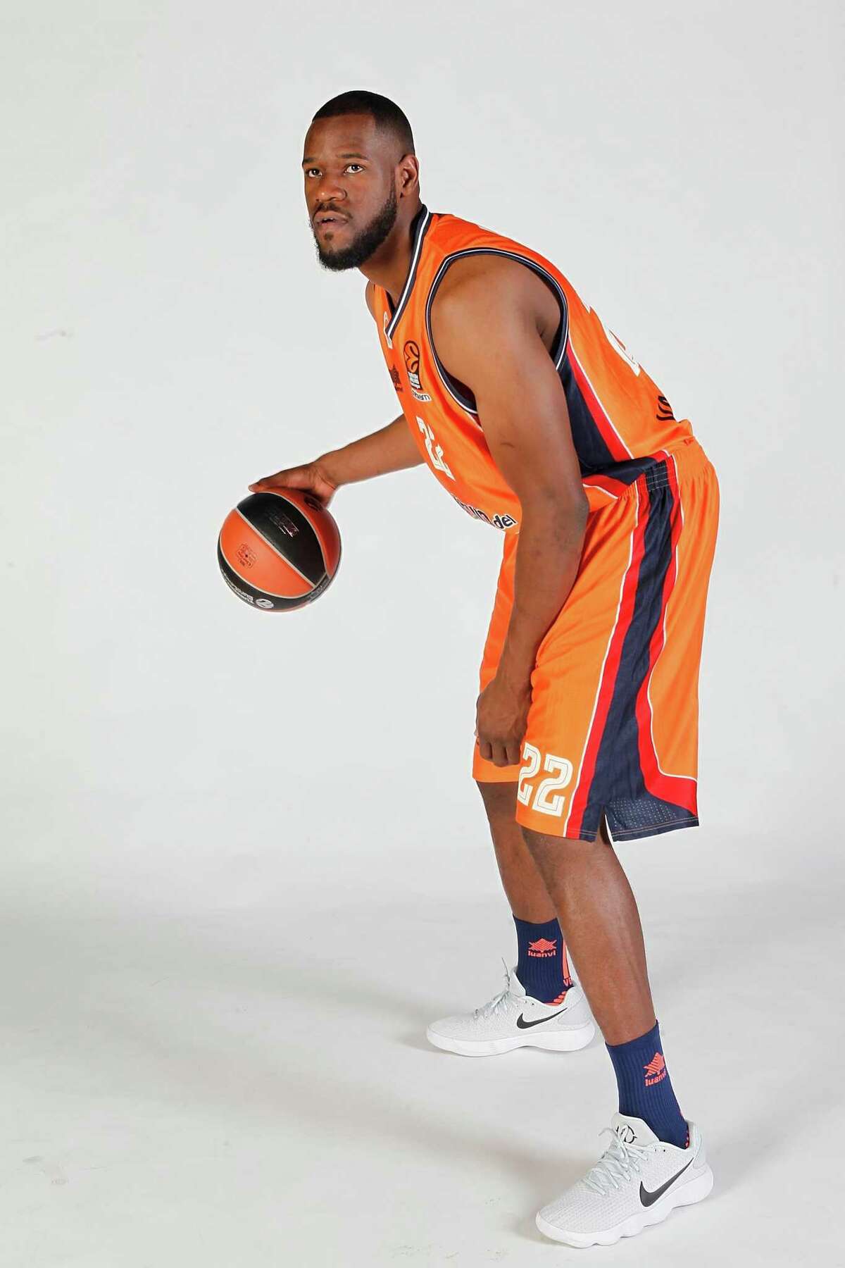 No NBA, but no regrets, for Latavious Williams, a D-League pioneer
