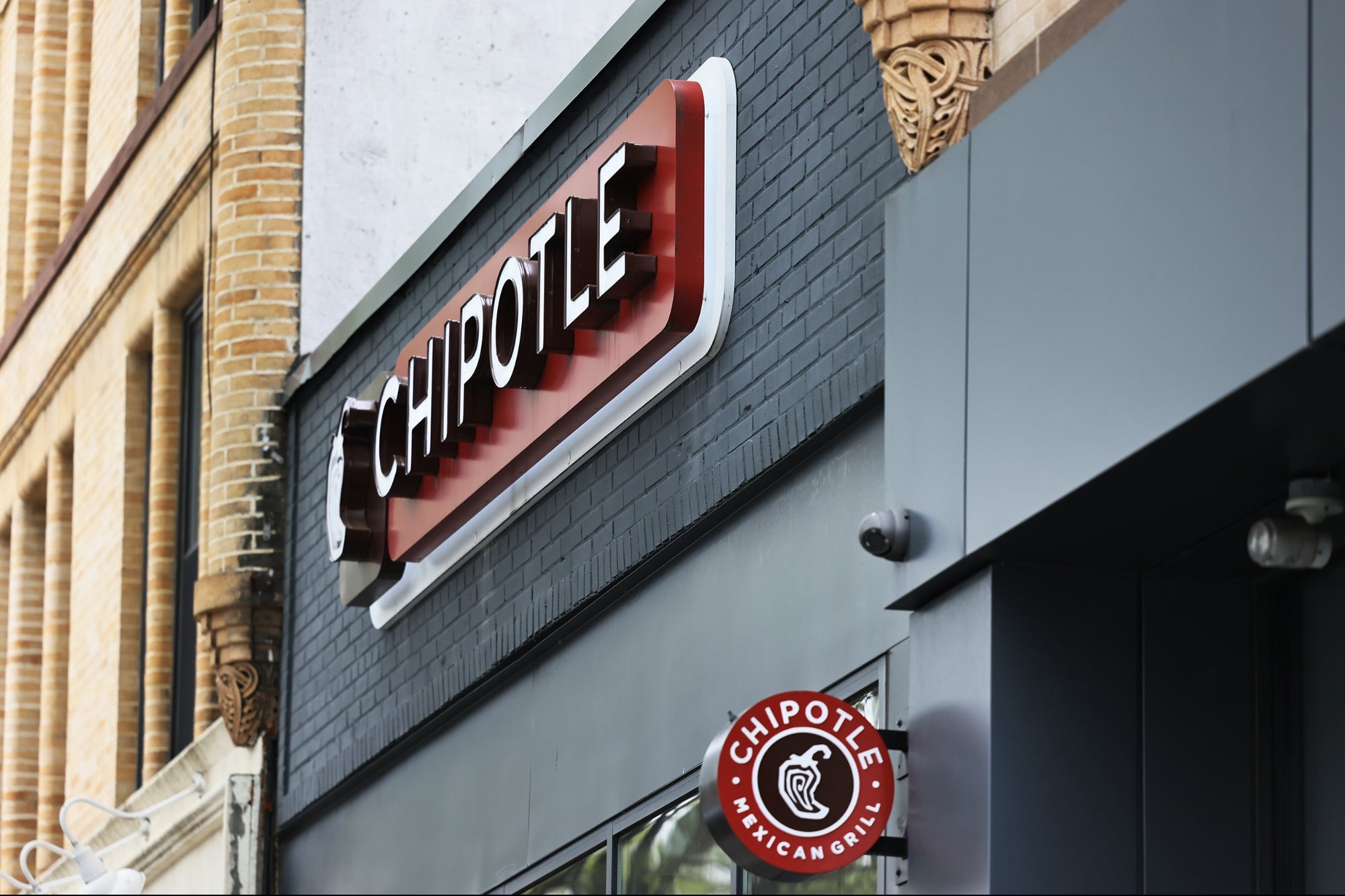 Chipotle Rolls Out Spicy New Item That's Been 'Among the Top Requested ...