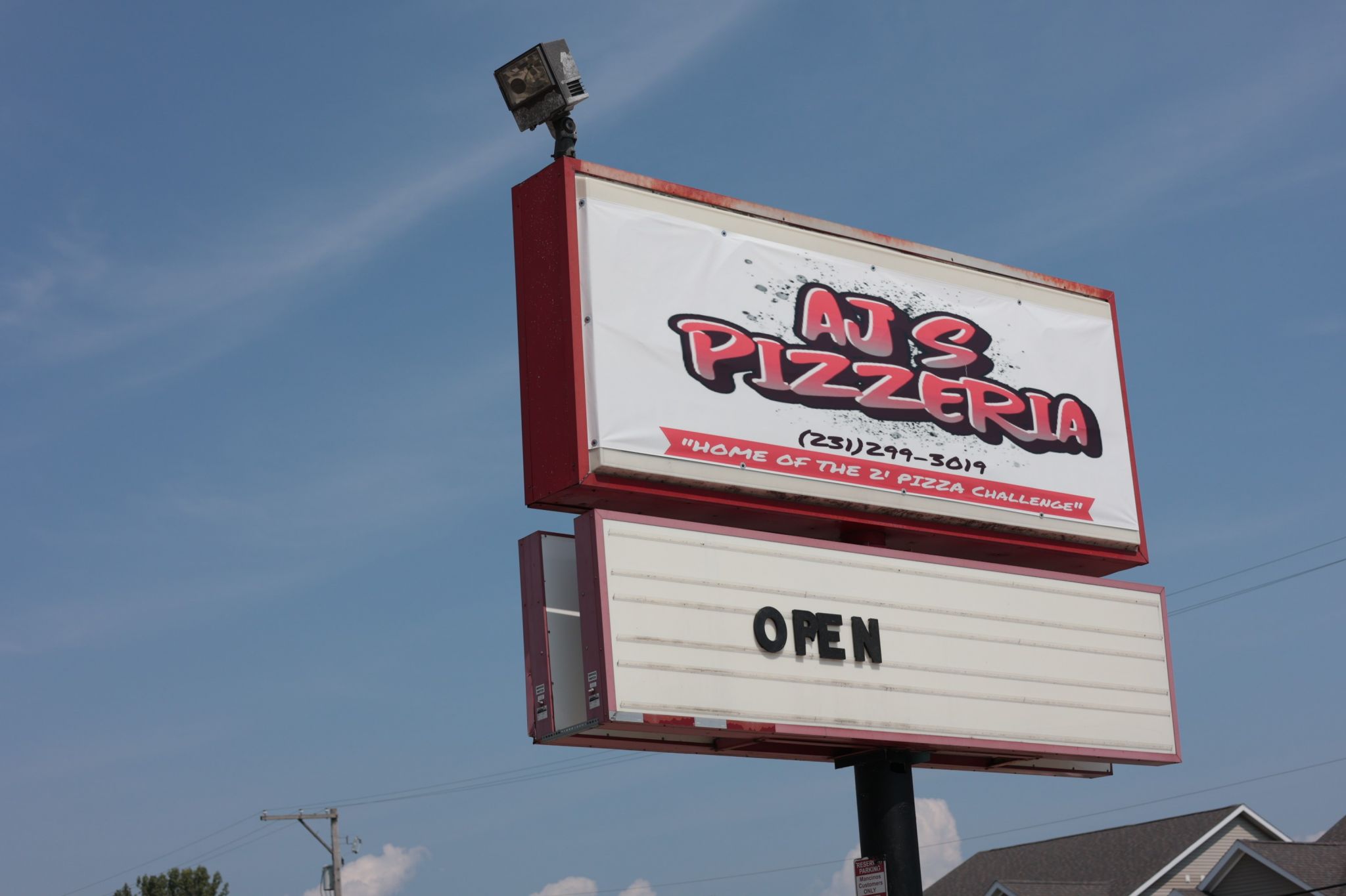 AJ's Pizzeria is trying something new in Manistee