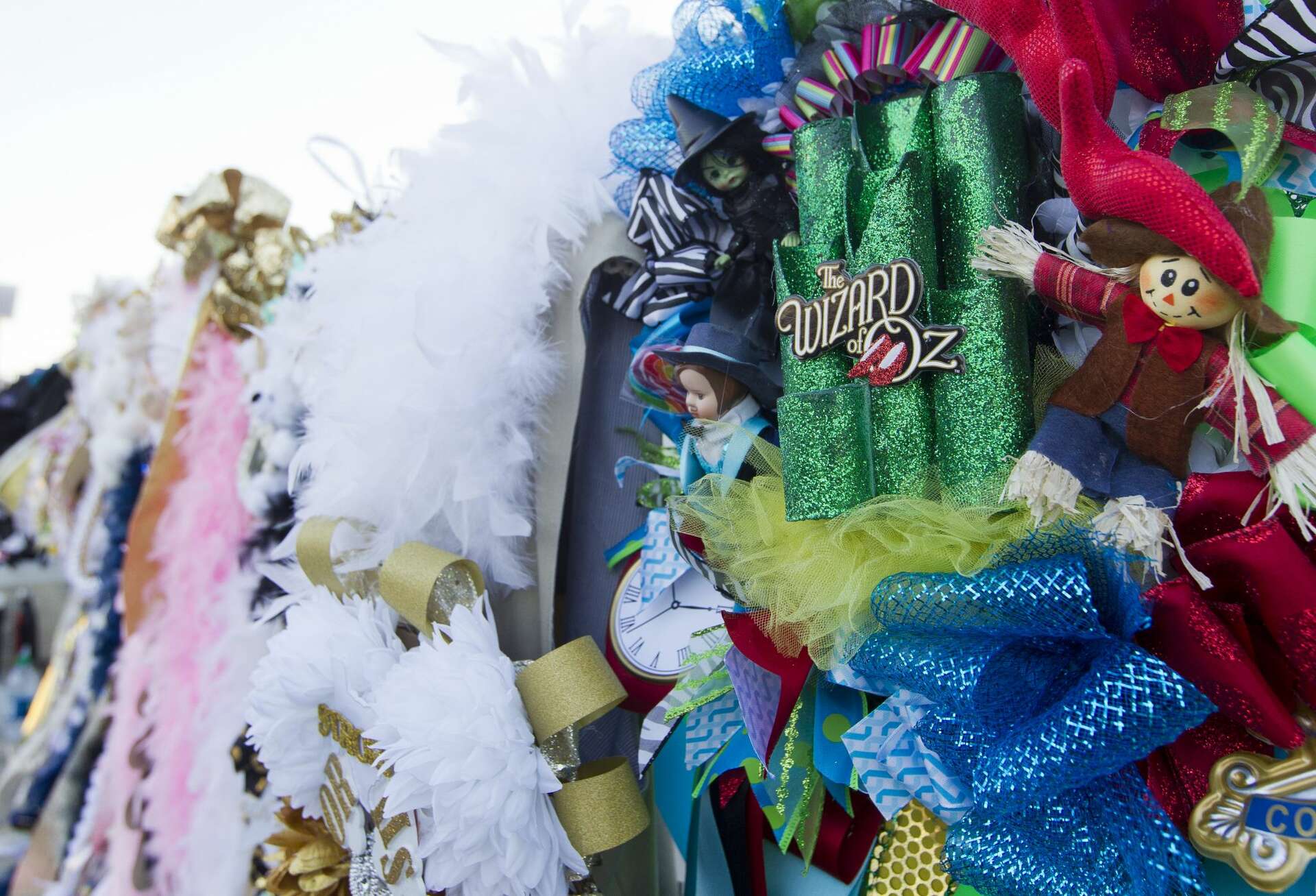 Texas homecoming mum season is here. What to know about the tradition