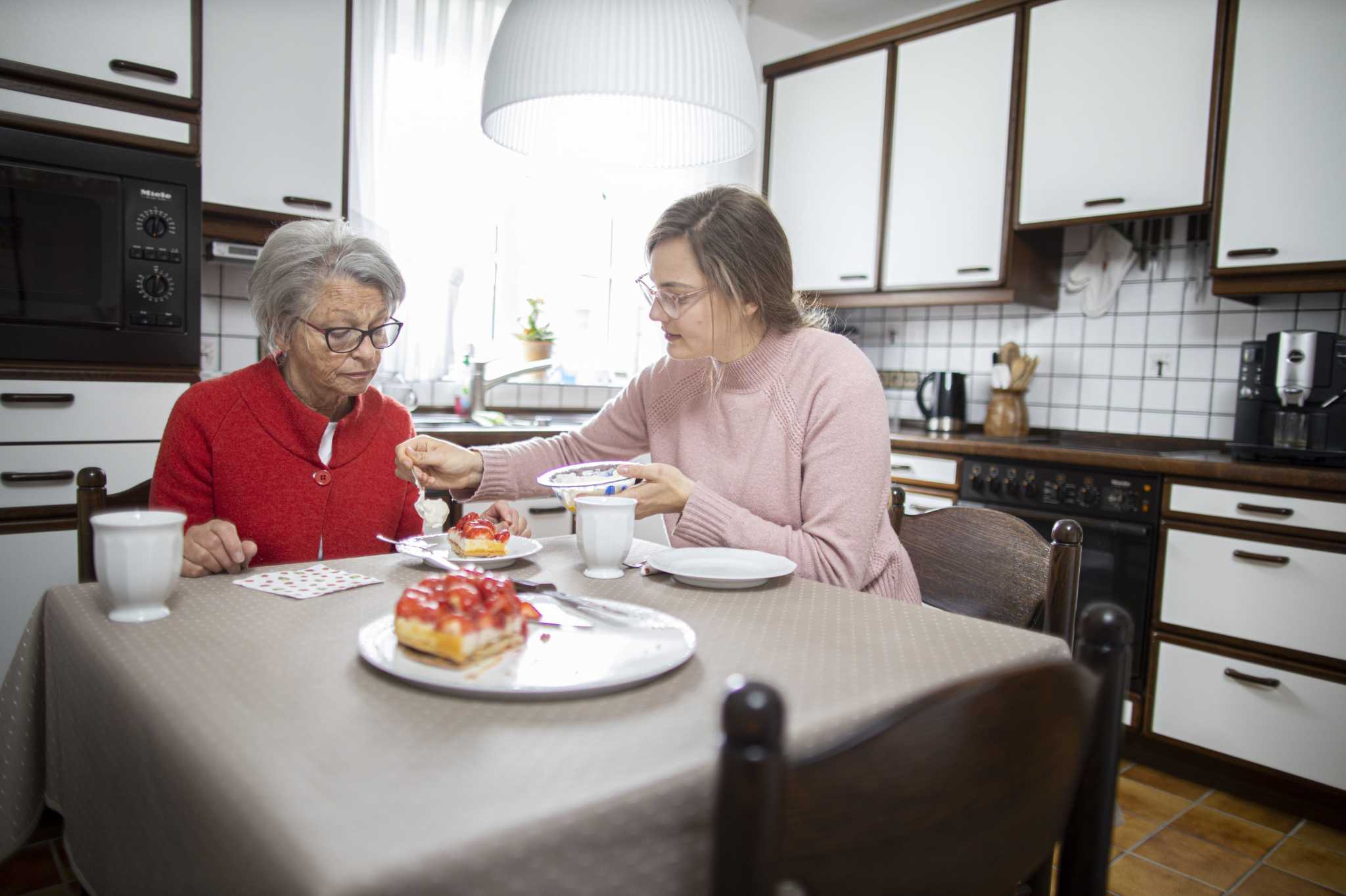 Signs of malnutrition in older adults, and how to help