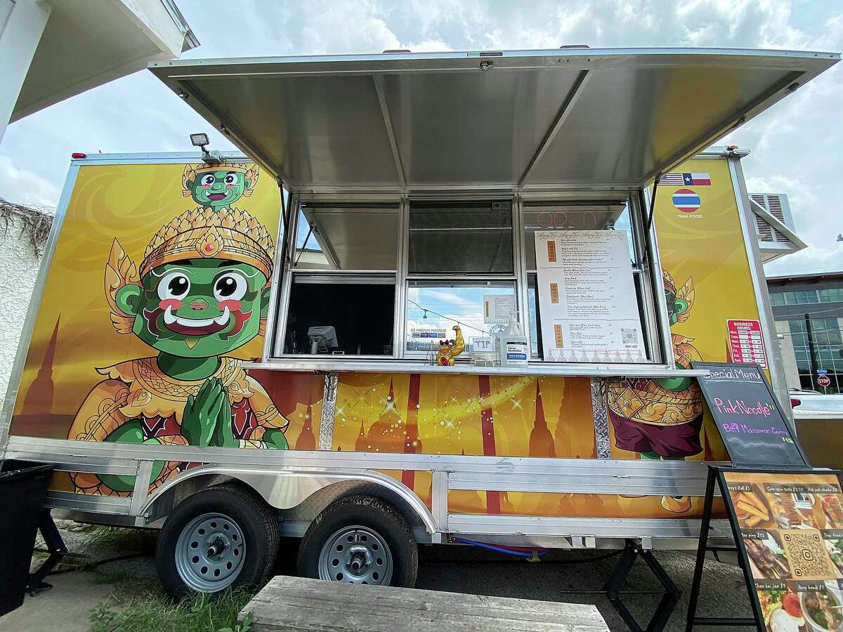 Aroy Ver Thai street food truck revs up a ‘worth a drive’ rating near ...