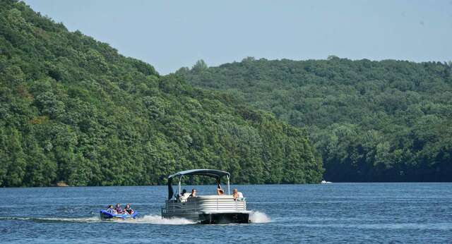 Where to go boating and swimming at CT lakes for free in 2024