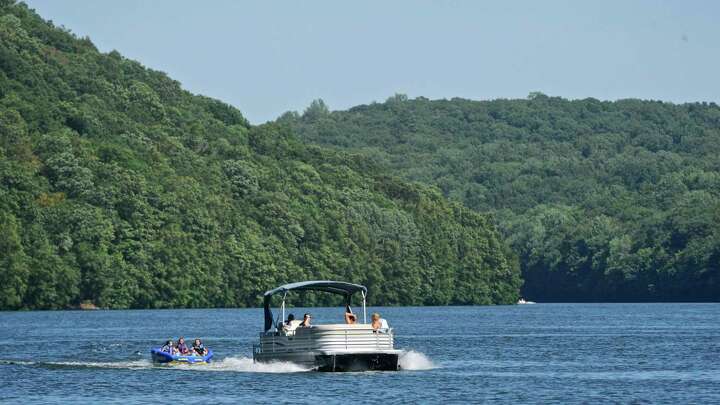 Where to go boating and swimming at CT lakes for free in 2024