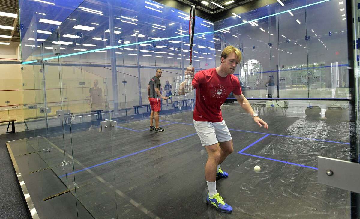 Darien husband and wife team open South Norwalk squash center