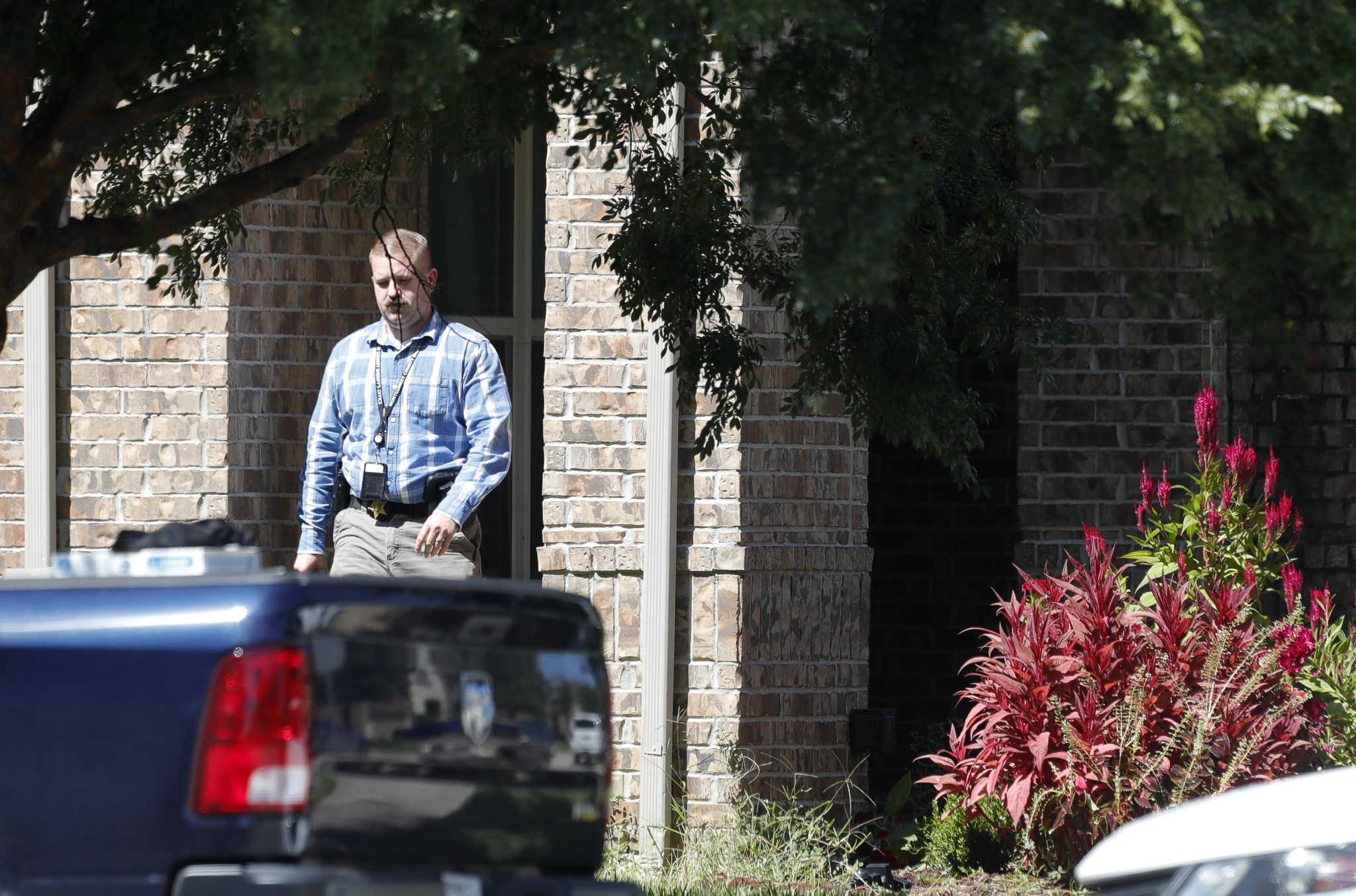 Porter High student charged with murder of HPD officer’s son