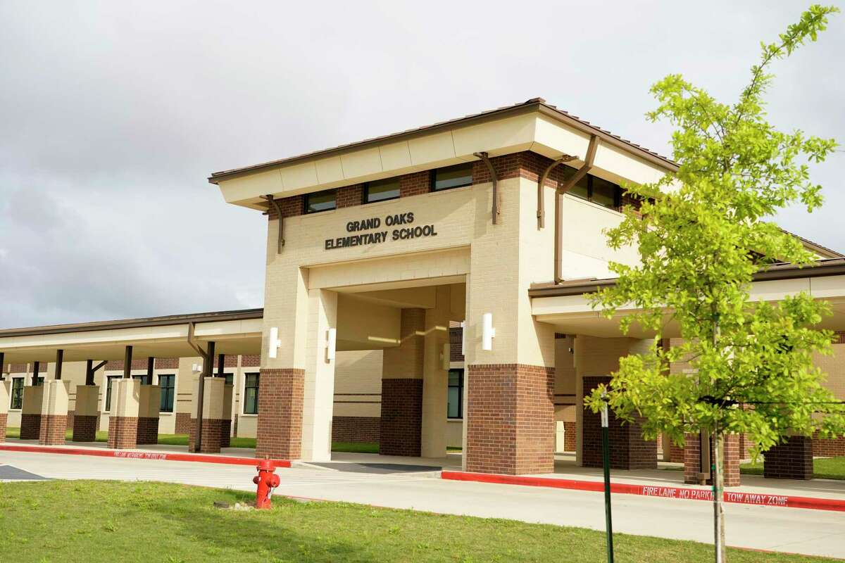 PTO fundraising for new playscape at Grand Oaks Elementary School